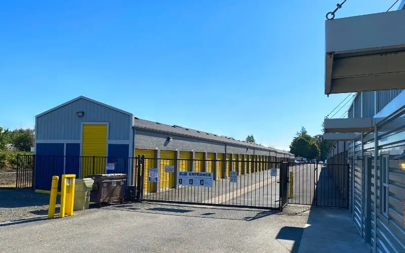 Iron Gate Storage – TV Highway | West Coast Self-Storage