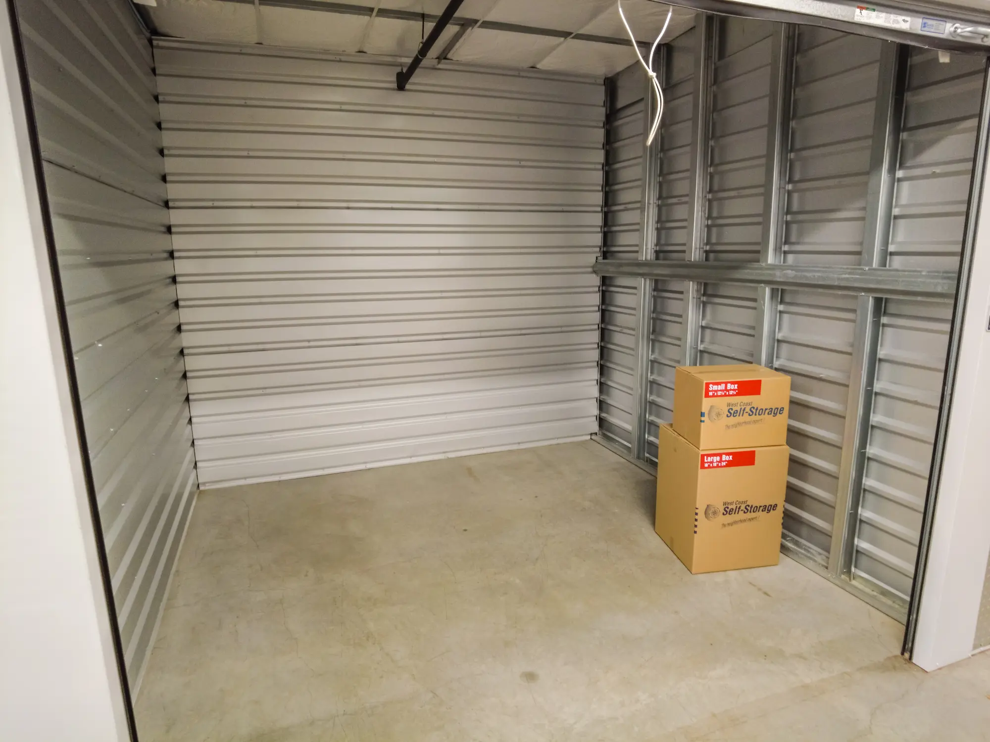 Storage Units in Palm Springs, CA near Gene Autry Trail